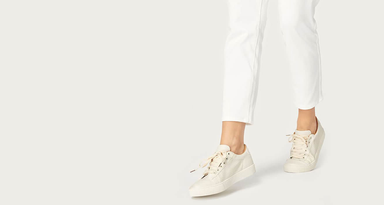 Home 02 Footwear - Hema Multipurpose eCommerce Bootstrap 5 Html Template